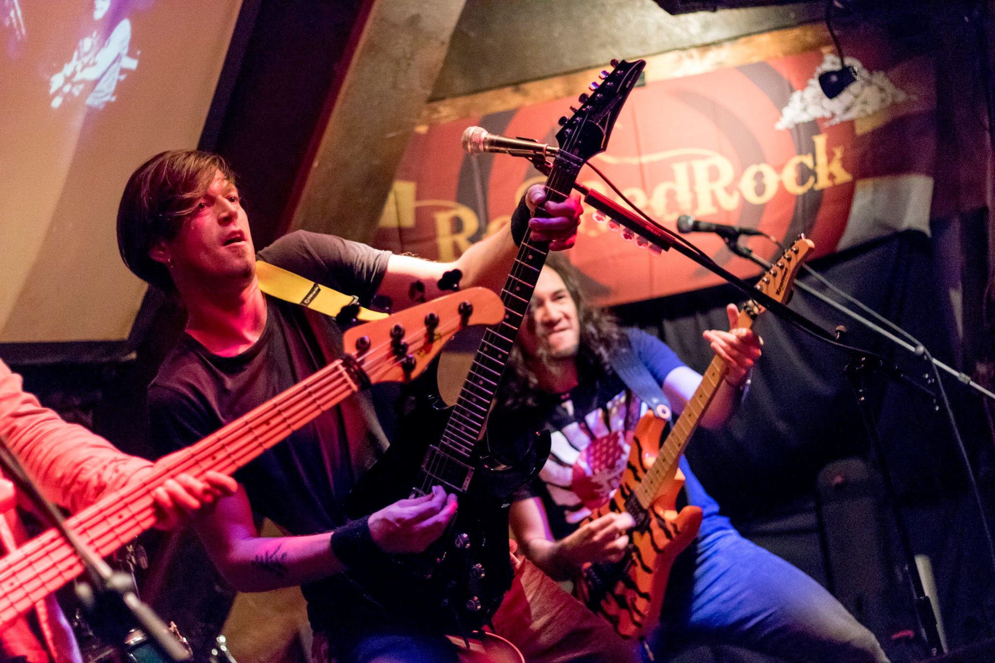 What the Dickens! British Pub & Live Music Bar - Ebisu, Tokyo